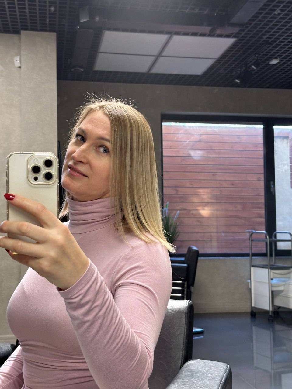 Смотрите, какая акция: кератин, ботокс, холодное восстановление волос в студии "Геленс" со ...