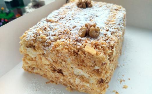 Смотрите, какая акция: домашние торты "Медовик", "Наполеон" в домашней кондитерской "Favorite ...